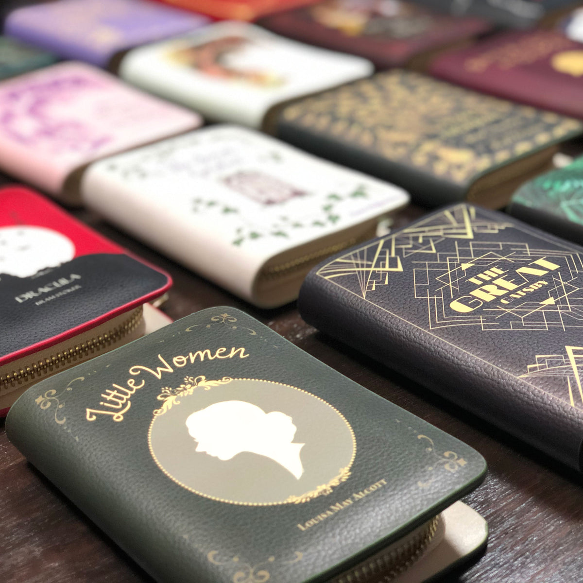 Book Zip Around Purses - Literary – Well Read Company